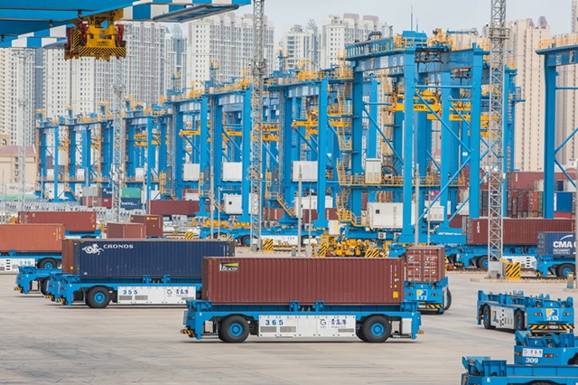 SPG sets another record for automated container ship handling